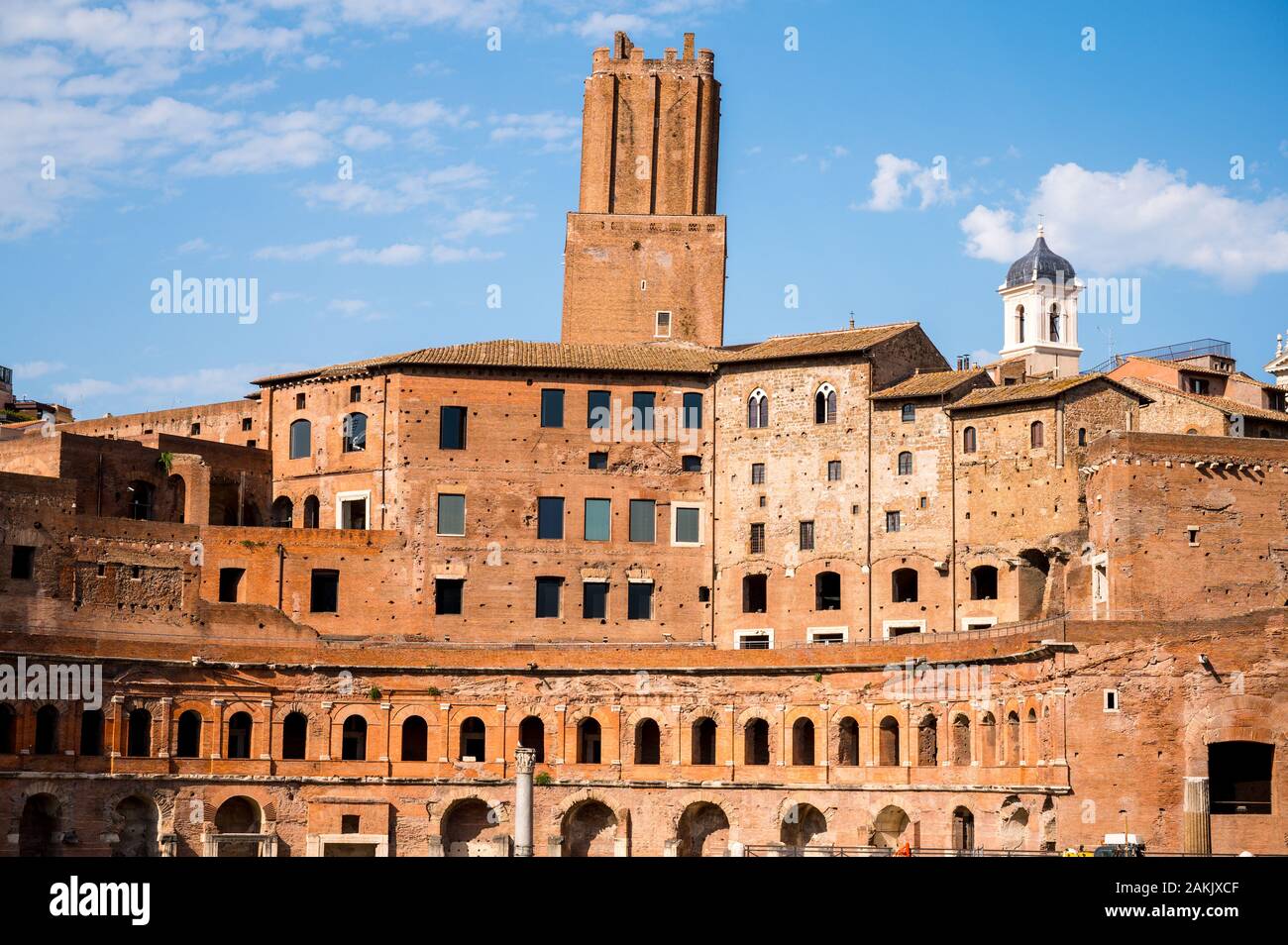 Ancient roman shop hi-res stock photography and images - Alamy