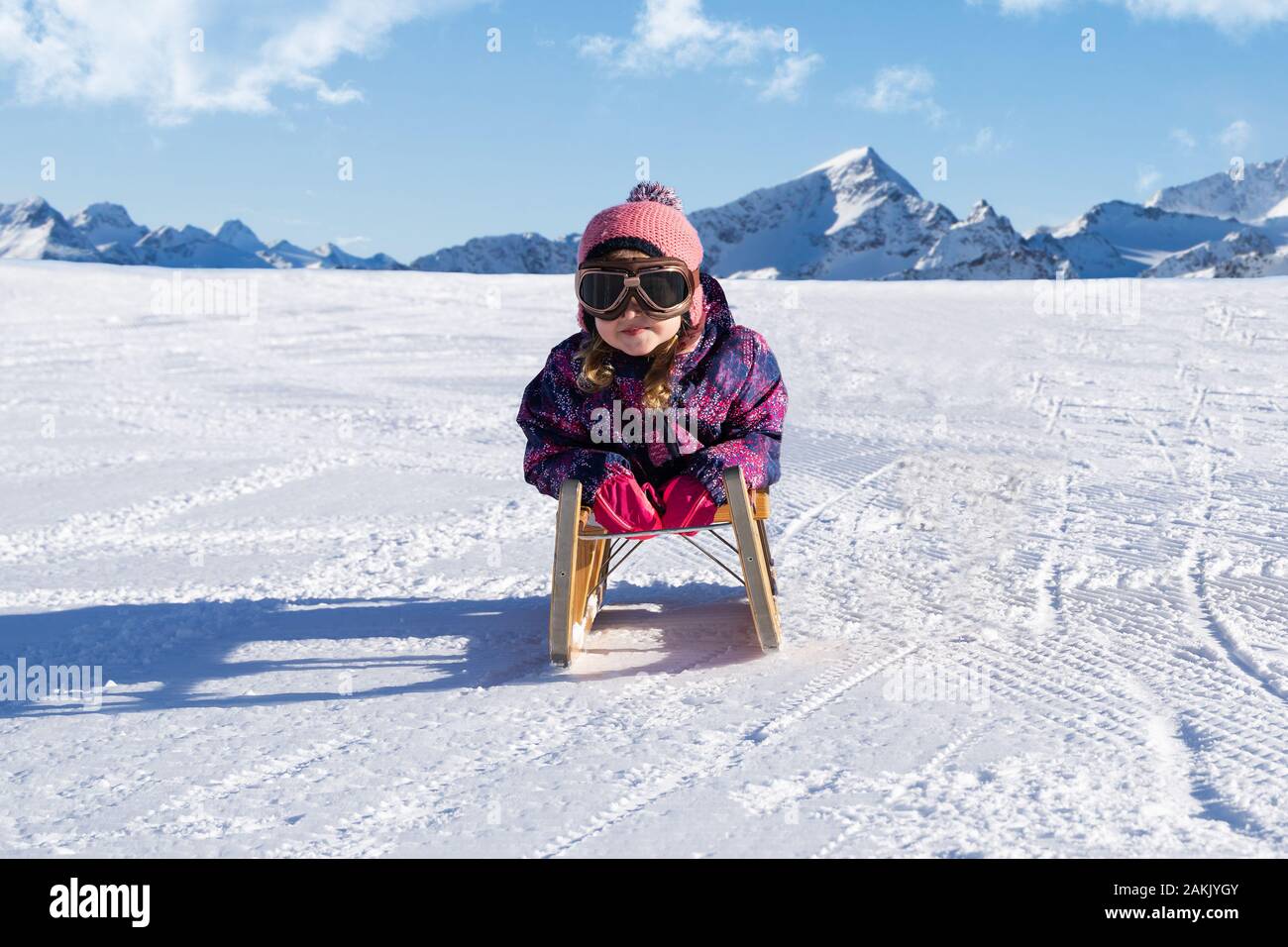 Child sliding ice hi-res stock photography and images - Alamy