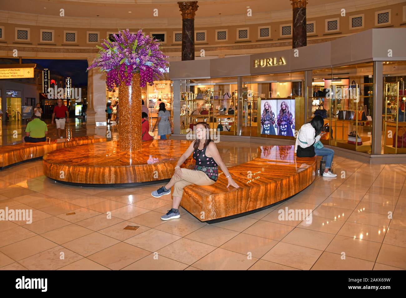The Forum Shops. Las Vegas NV. USA. 10-03-18. The Forum Shops is a ...