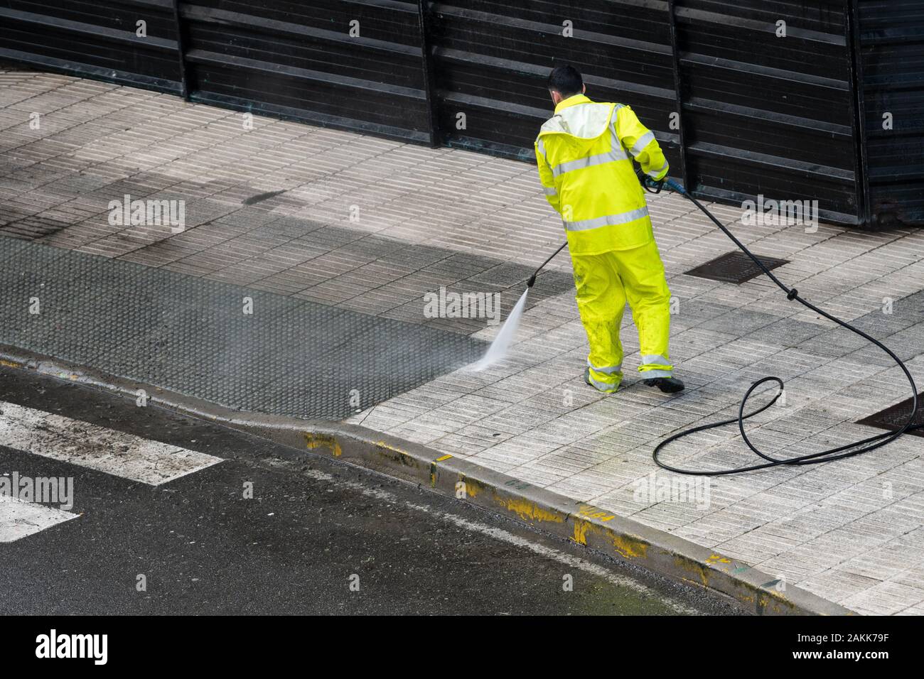 Maintenance worker technology hi-res stock photography and images - Alamy