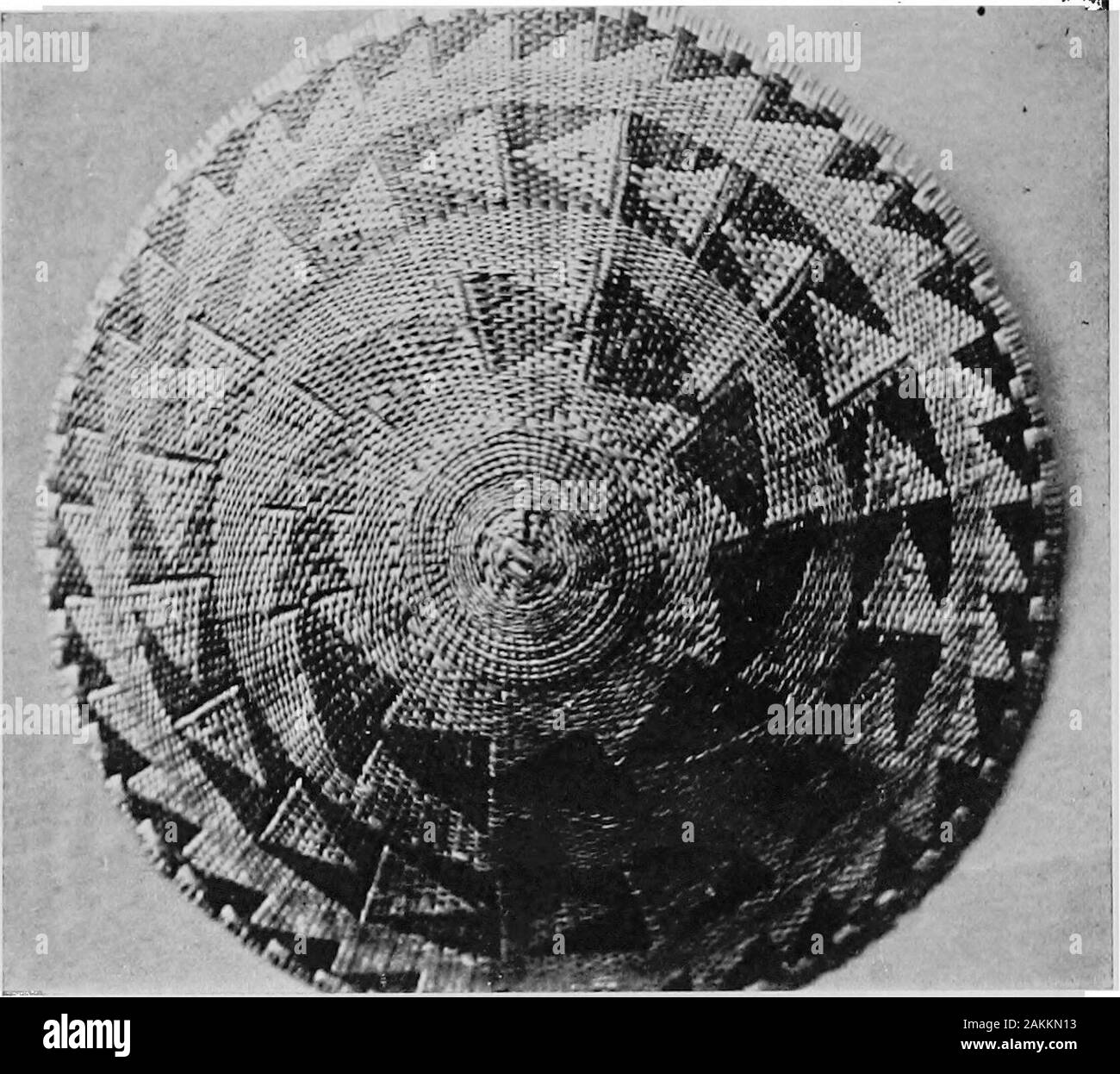 Pomo indian hi-res stock photography and images - Alamy
