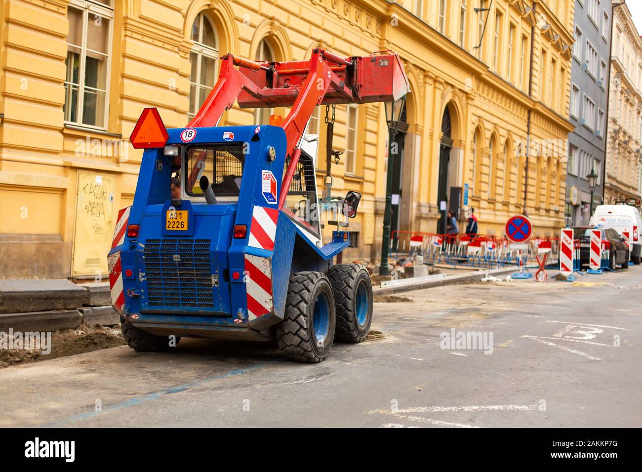 Curb replacement hi-res stock photography and images - Alamy