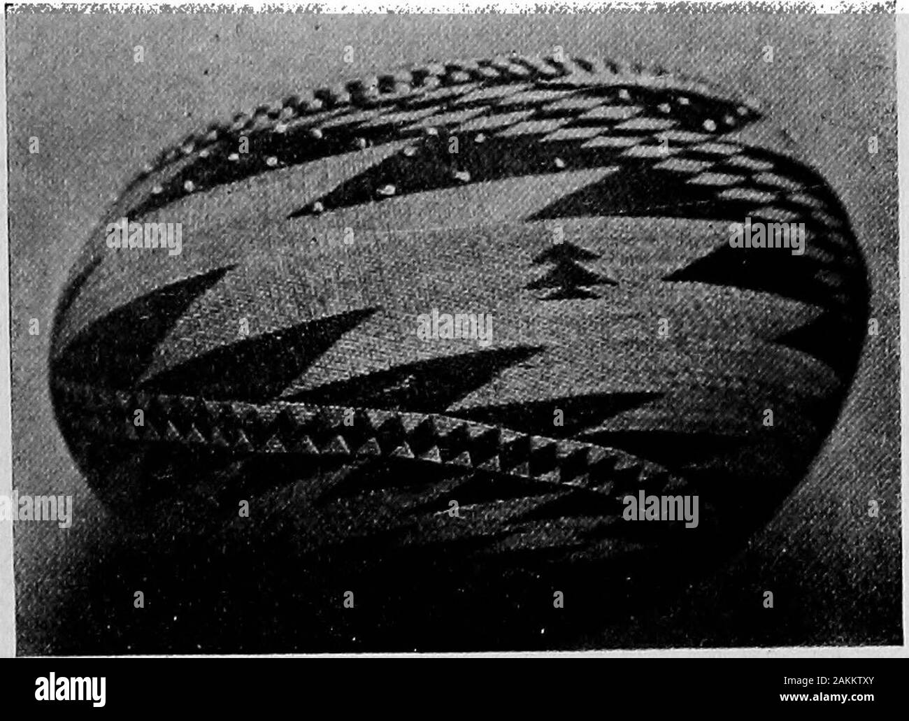 Pomo indian hi-res stock photography and images - Alamy