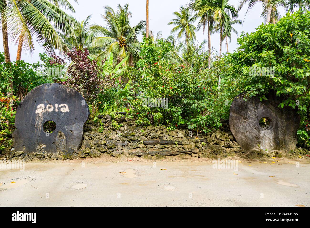 Stone money, yap, caroline islands hi-res stock photography and images ...