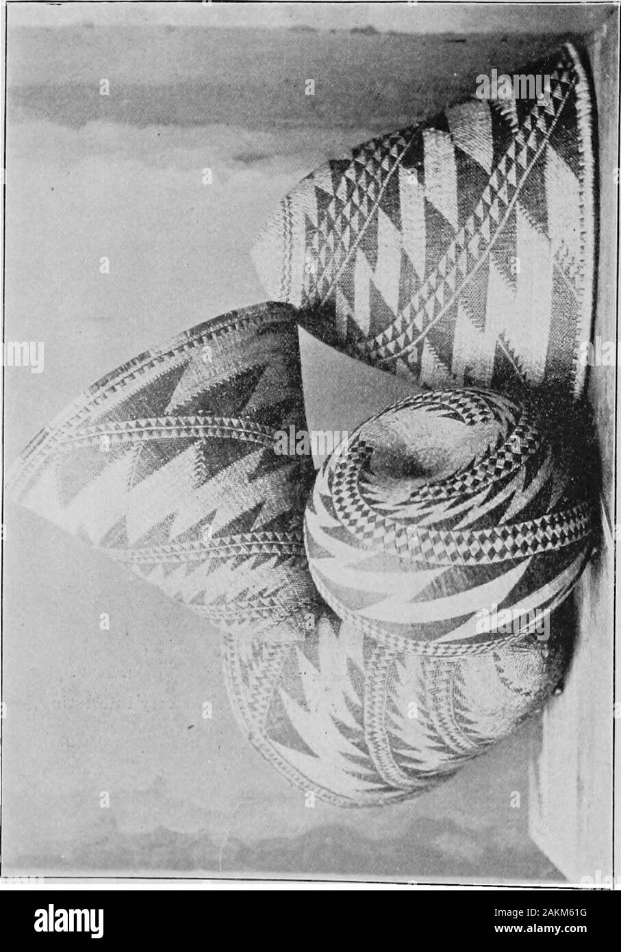 Pomo indian hi-res stock photography and images - Alamy