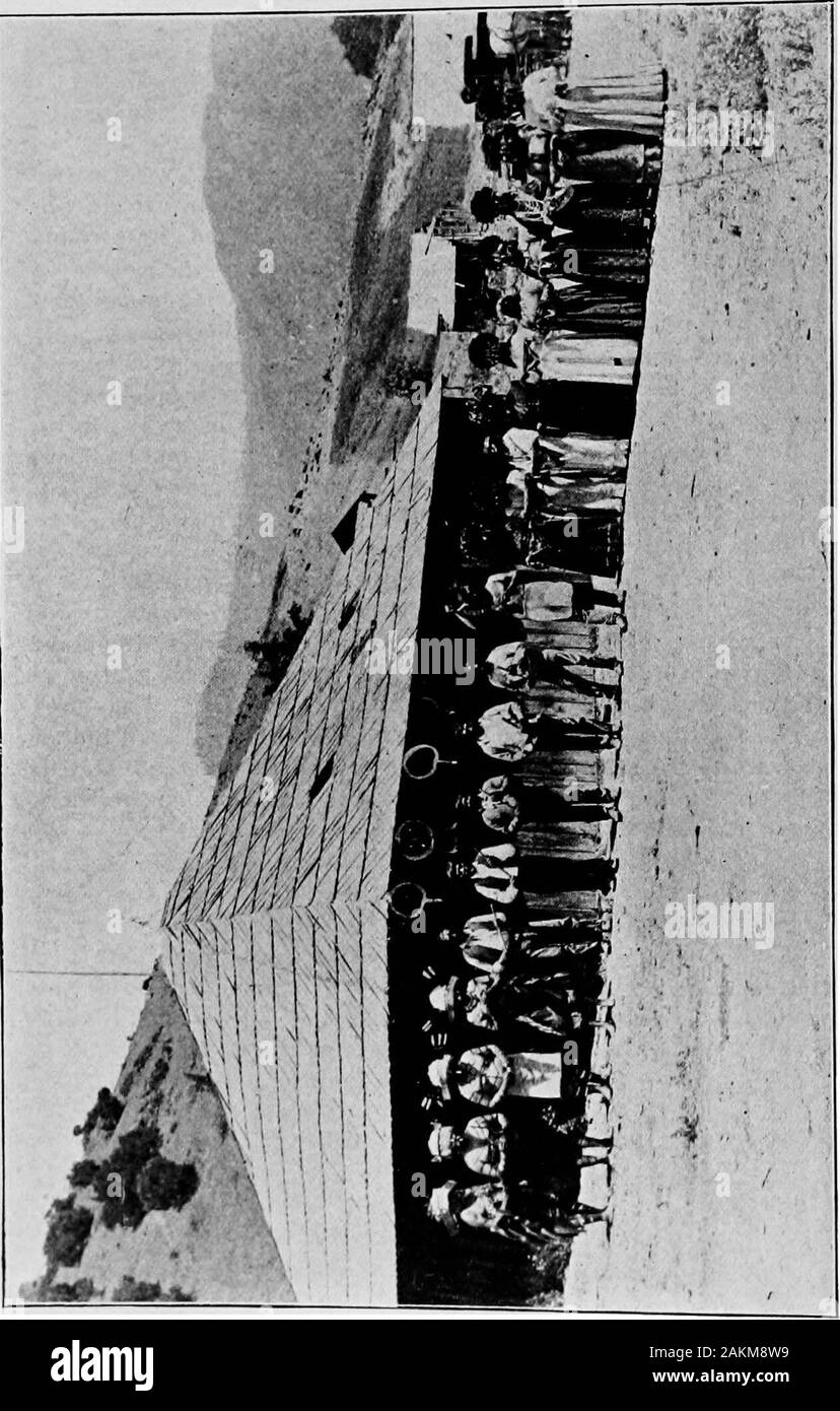 Pomo indian hi-res stock photography and images - Alamy