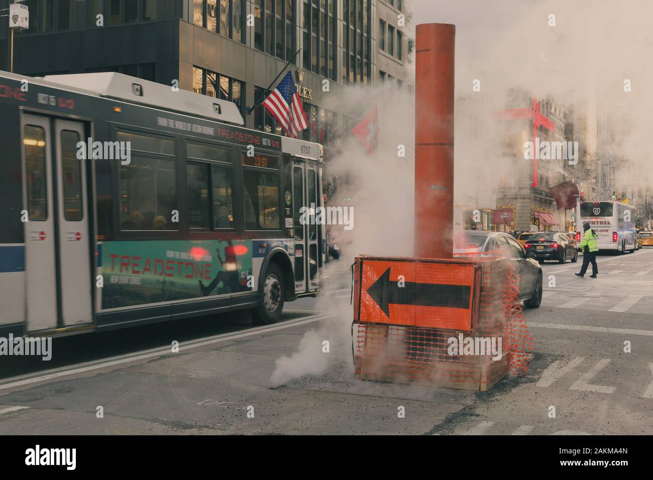 Steam stack new york city street hi-res stock photography and images ...
