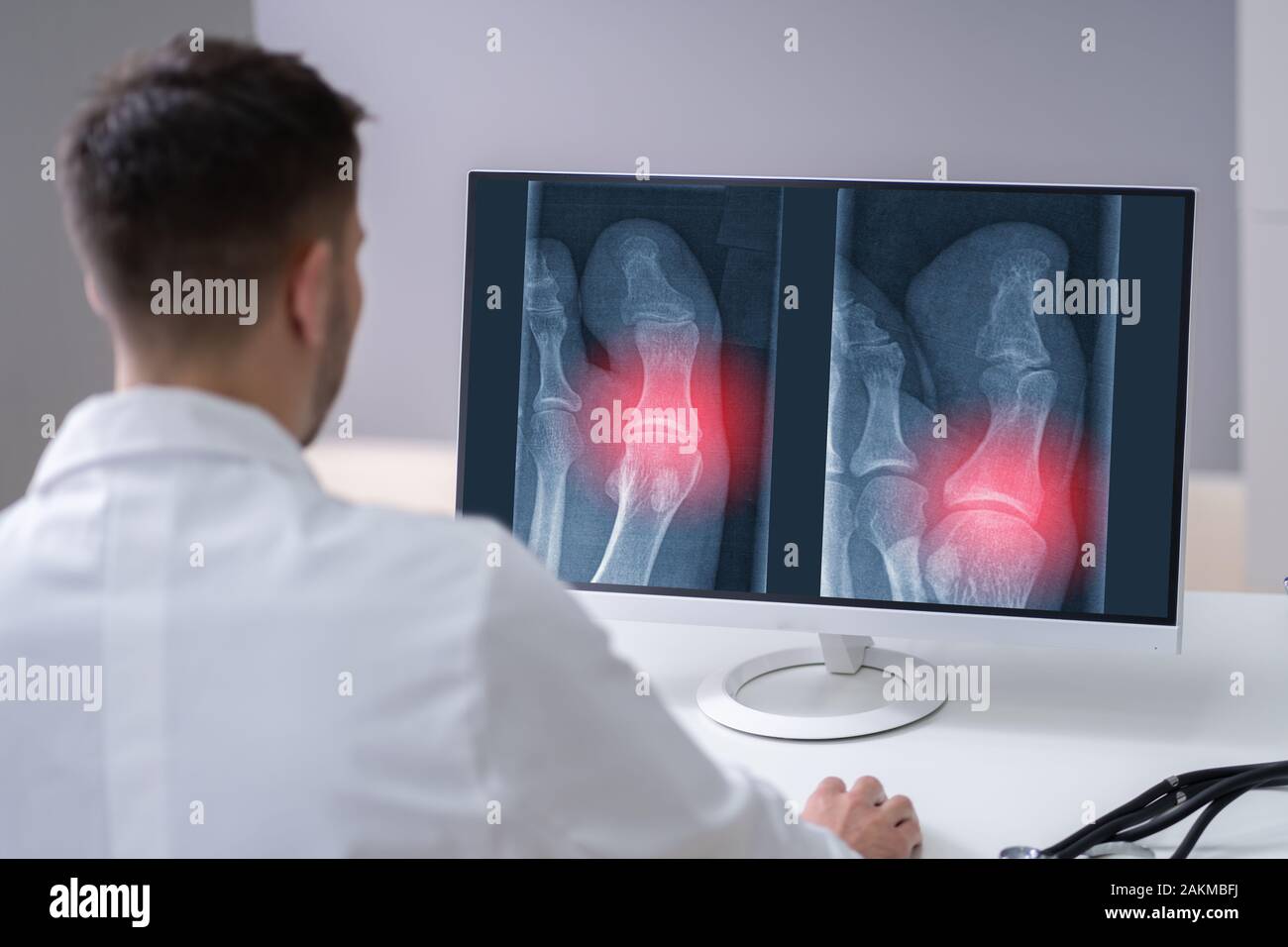 Body scan screen hi-res stock photography and images - Alamy