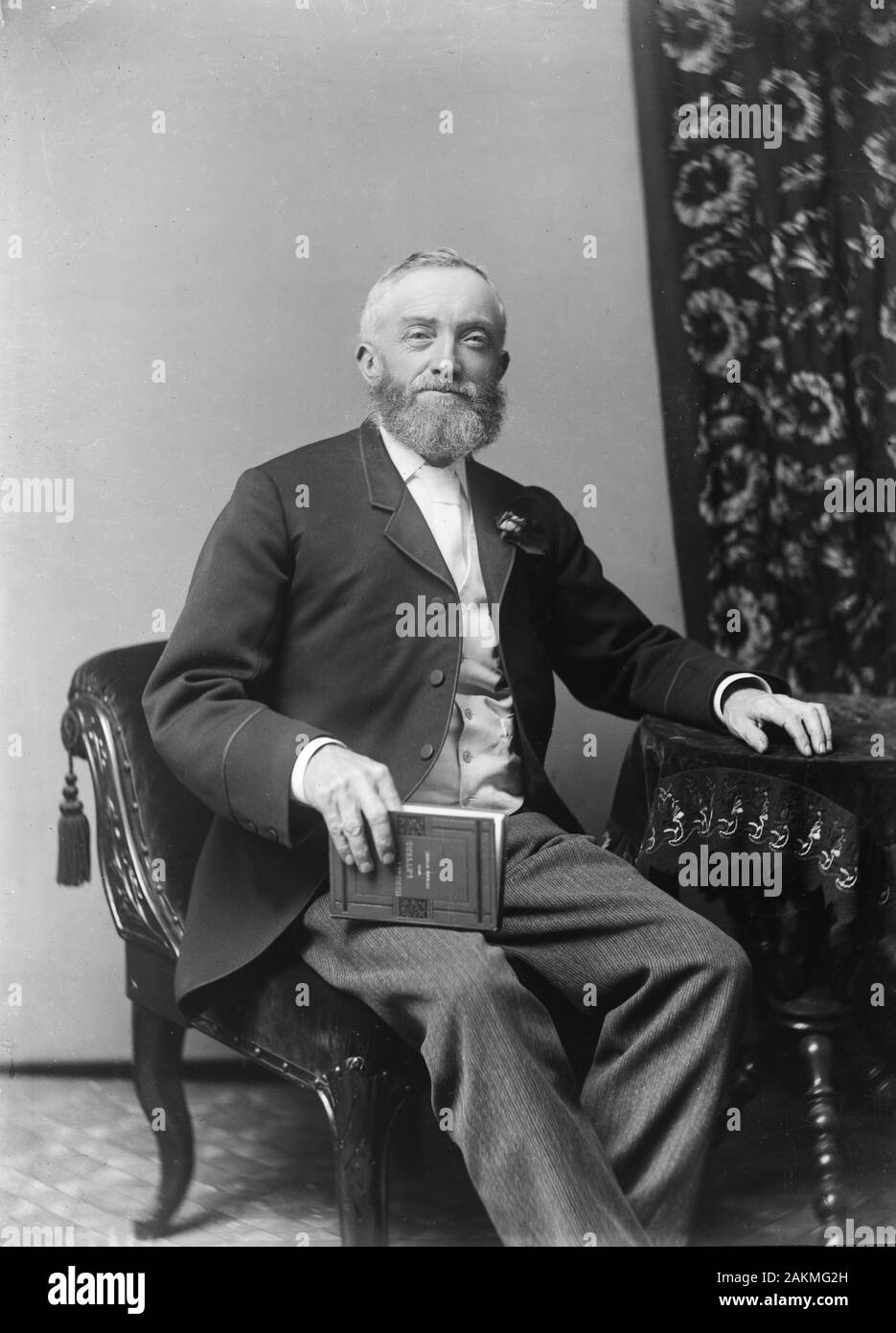 Edwardian gentleman hi-res stock photography and images - Alamy