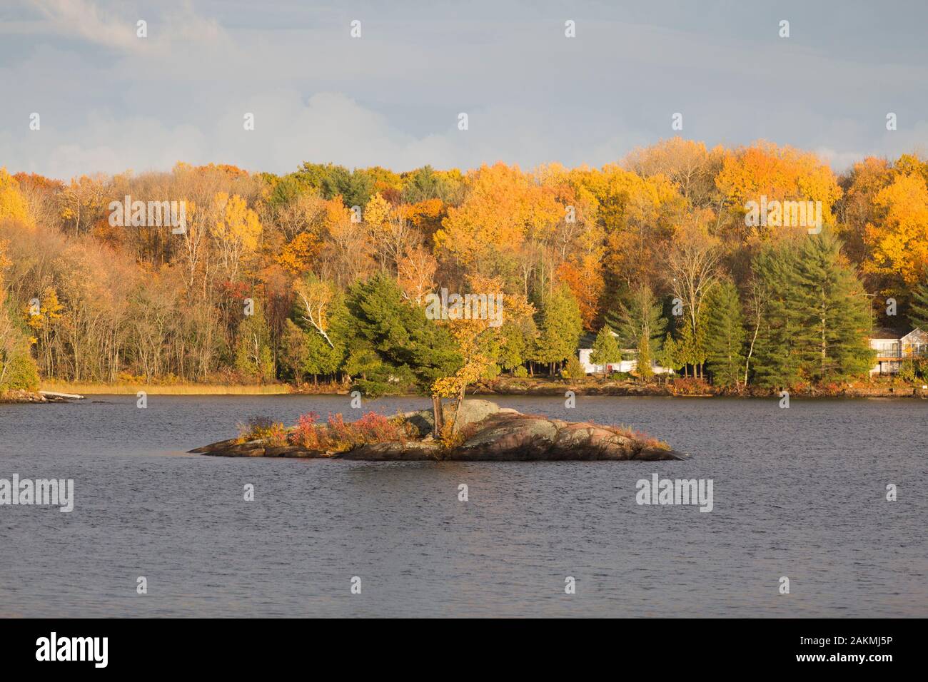 Cottaging hi-res stock photography and images - Alamy