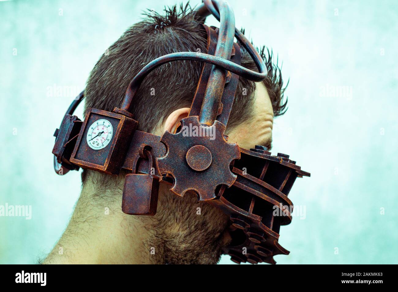 Saw Reverse Bear Trap SAW Reverse Bear Trap From The Movie SAW