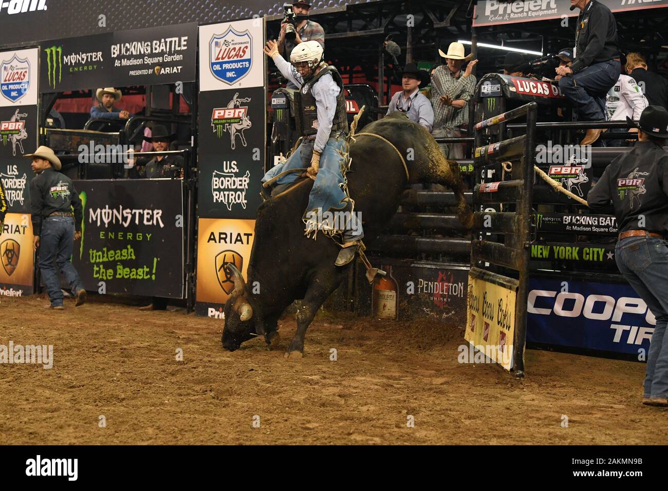 NEW YORK, NY - JANUARY 04: Aaron Kleier rides Gangster Time during the ...