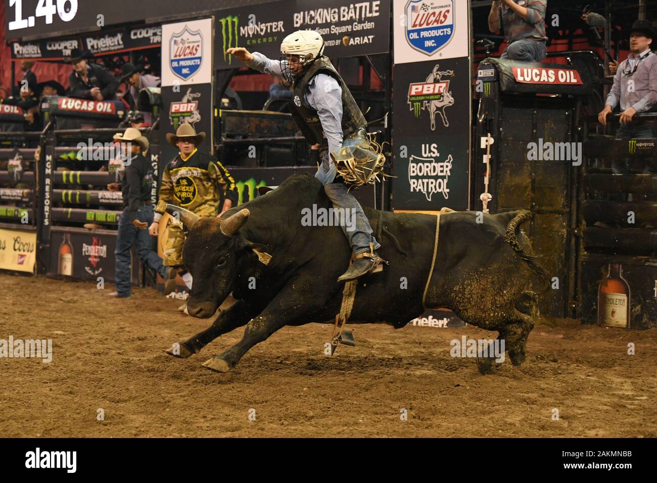 NEW YORK, NY - JANUARY 04: Aaron Kleier rides Gangster Time during the ...