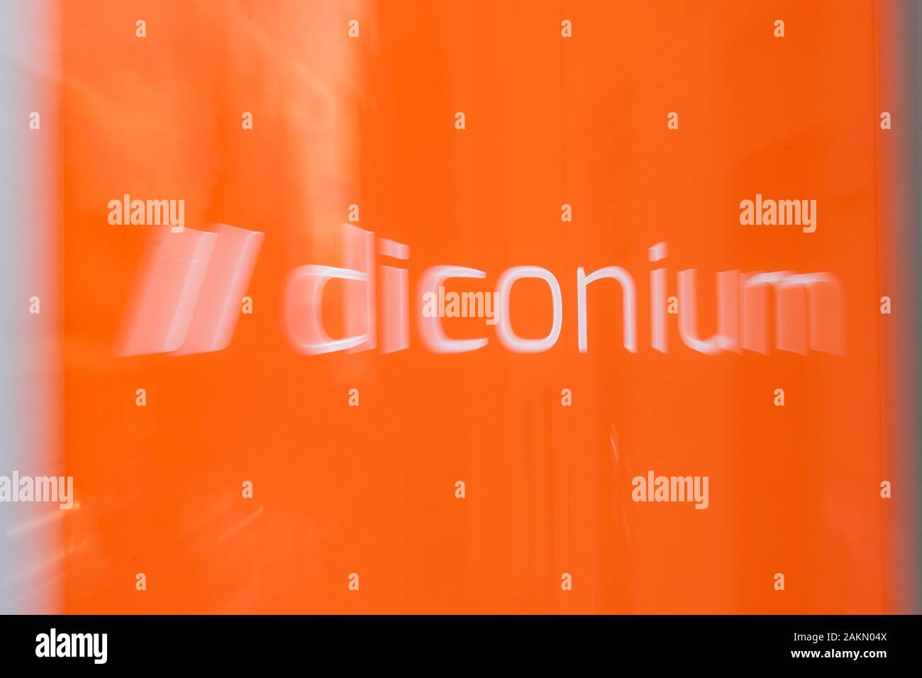 Shopping centre anywhere hi-res stock photography and images - Alamy