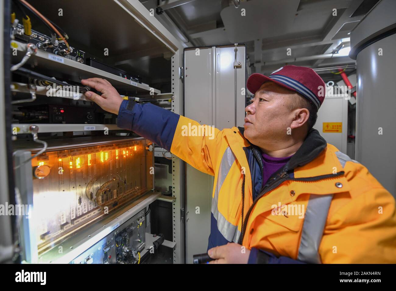 Chief mechanical engineer hi-res stock photography and images - Alamy