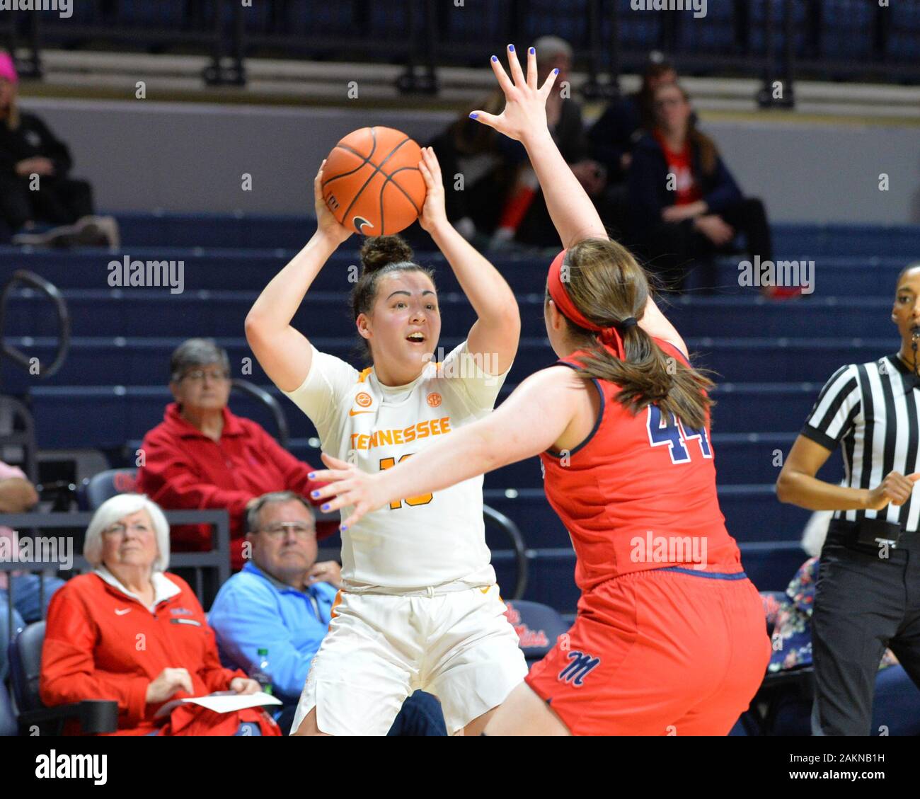 Oxford, MS, USA. 09th Jan, 2020. Tennessee guard, Jessie Rennie (10 ...
