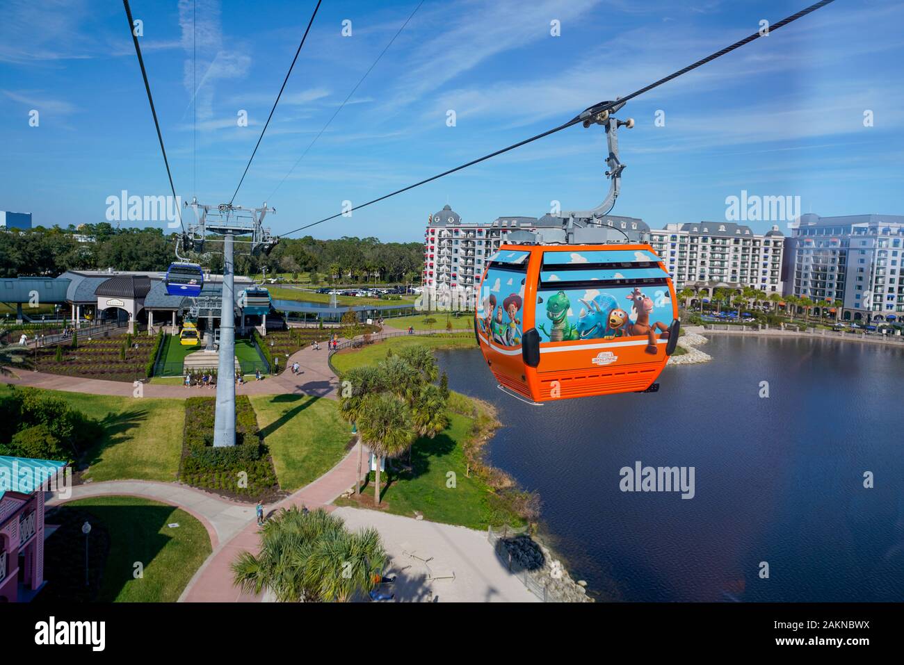 Walt Disney World Skyliner Transportation Gondola lift transports ...