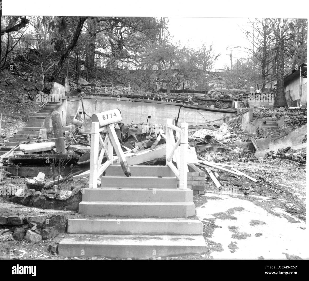 Berkeley protest 1960s hi-res stock photography and images - Alamy
