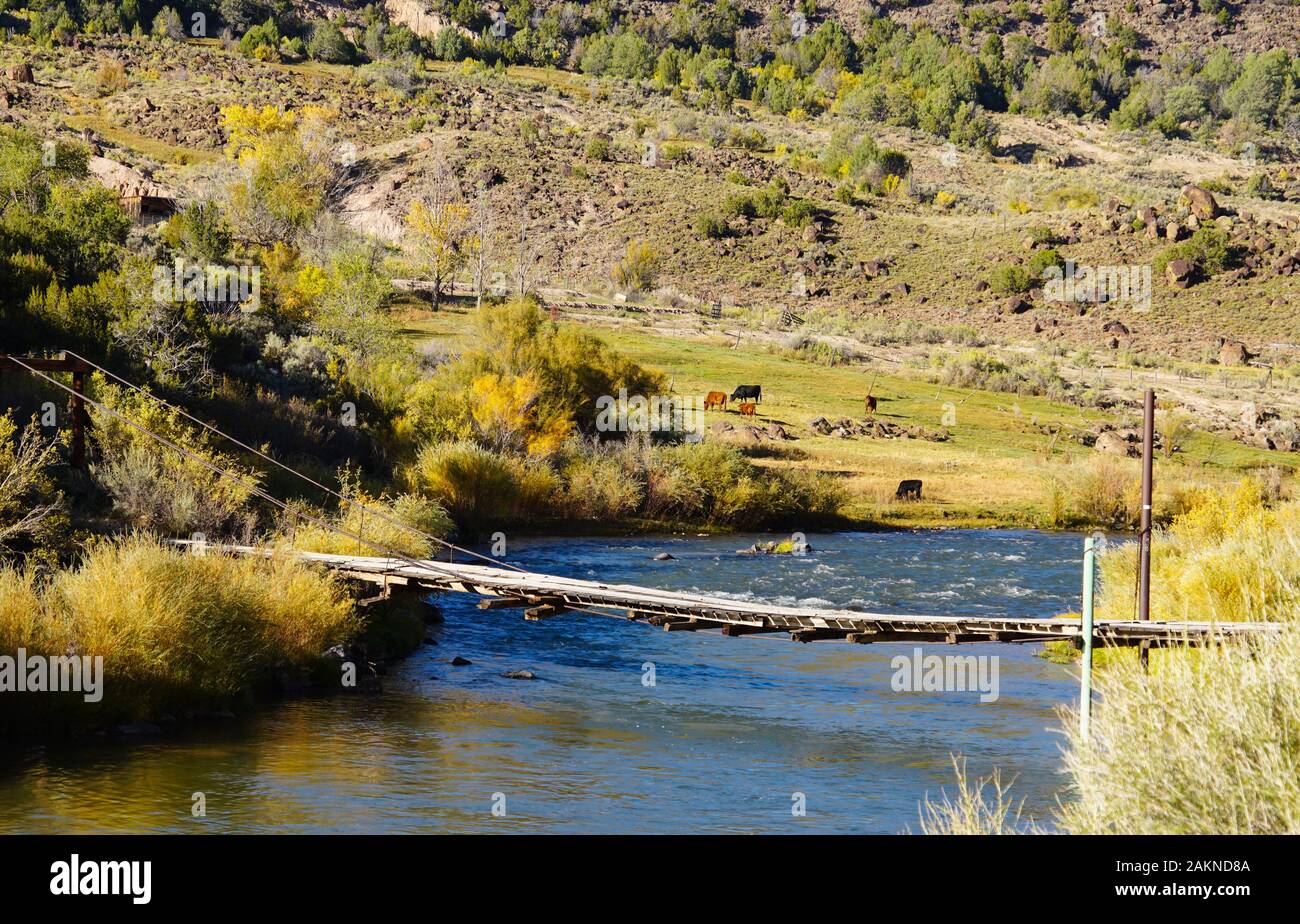Dilapidated bridge hi-res stock photography and images - Alamy