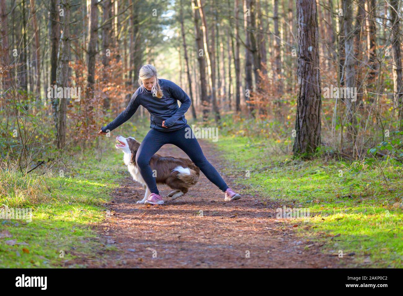 Between legs woman hi-res stock photography and images - Alamy