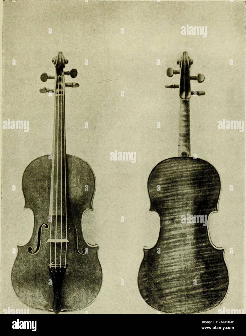 Orchestra violins hands hi-res stock photography and images - Alamy