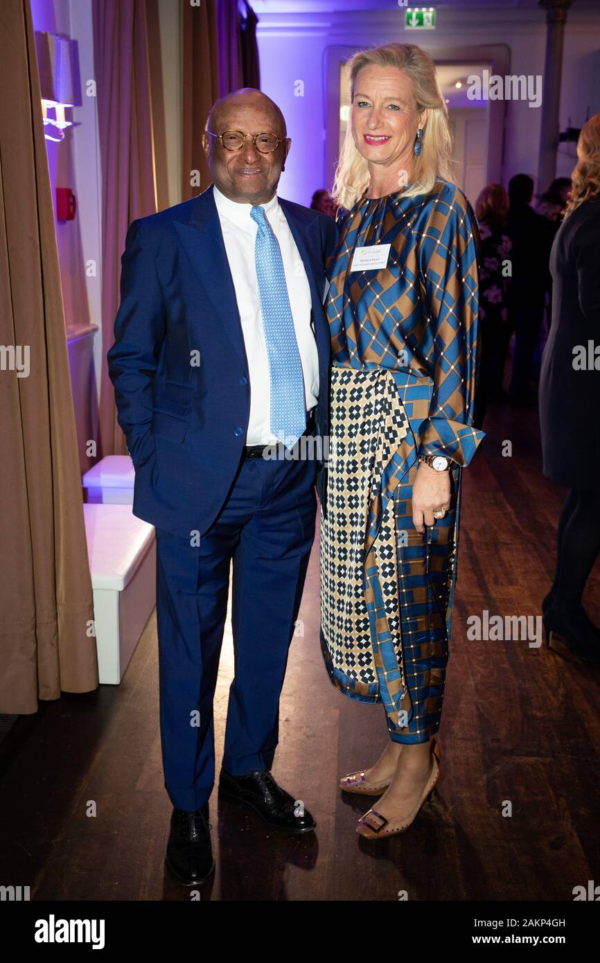 Hamburg, Germany. 09th Jan, 2020. Ian Karan, entrepreneur, and his wife ...