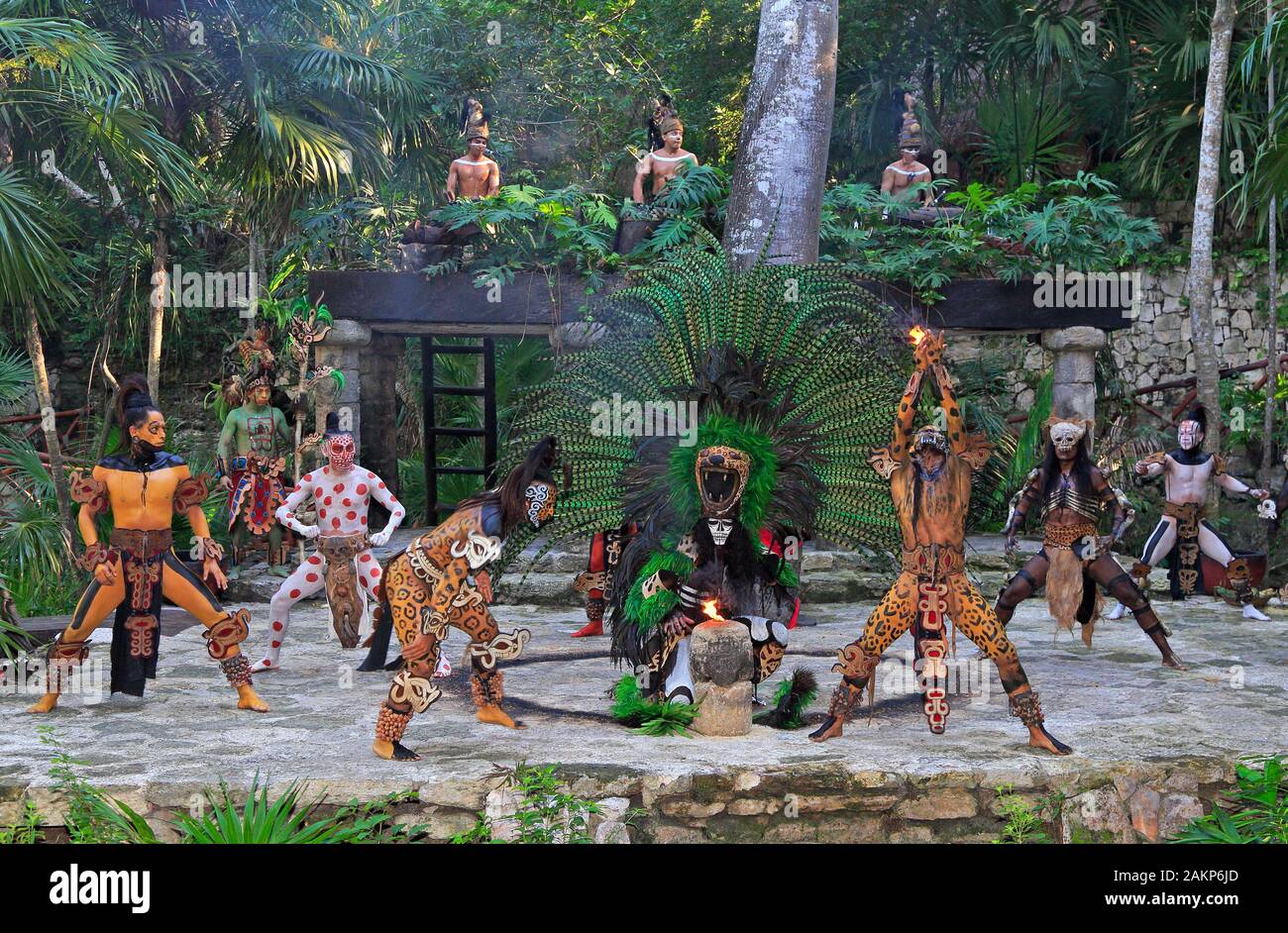 Pre-Hispanic Mayan amerindian people performance into the jungle ...