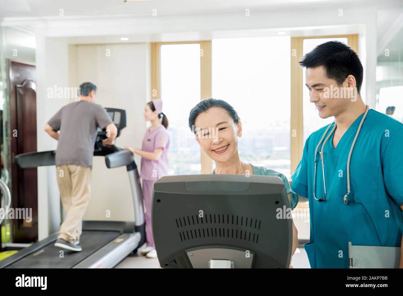 China workers exercise hi-res stock photography and images - Alamy