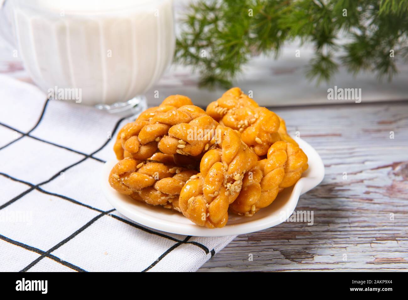 Twist angle hi-res stock photography and images - Alamy