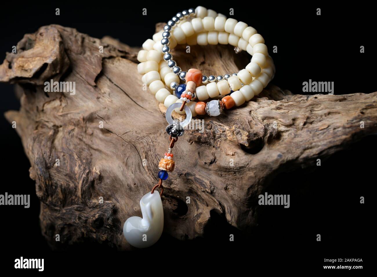 Antique chinese jade tree hi-res stock photography and images - Alamy