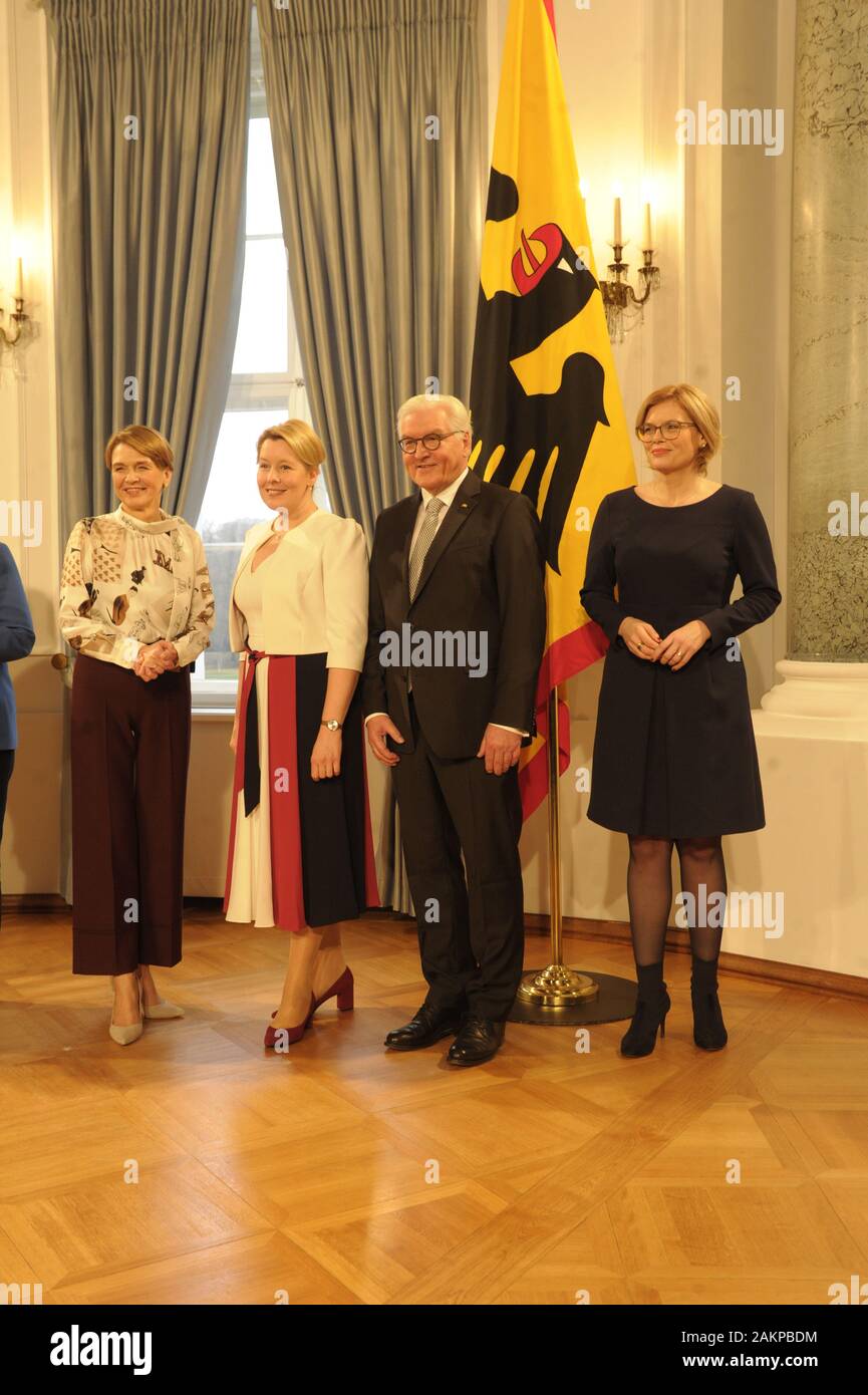 Bundespräsident Frank-Walter Steinmeier und seiner Frau Elke ...
