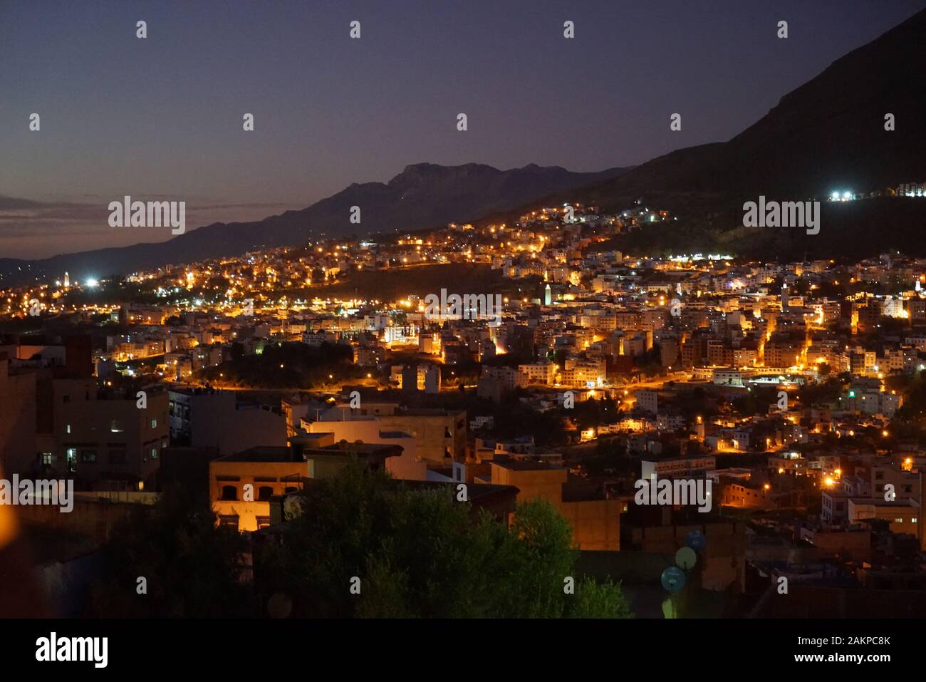 Night view city chefchaouen morocco hi-res stock photography and images ...