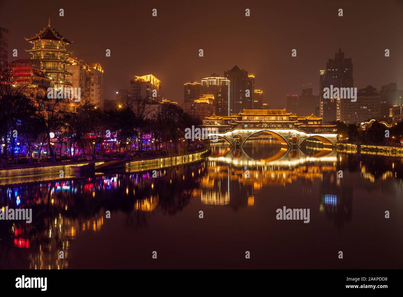 Sichuan chengdu funan river anshun covered Bridges Stock Photo - Alamy