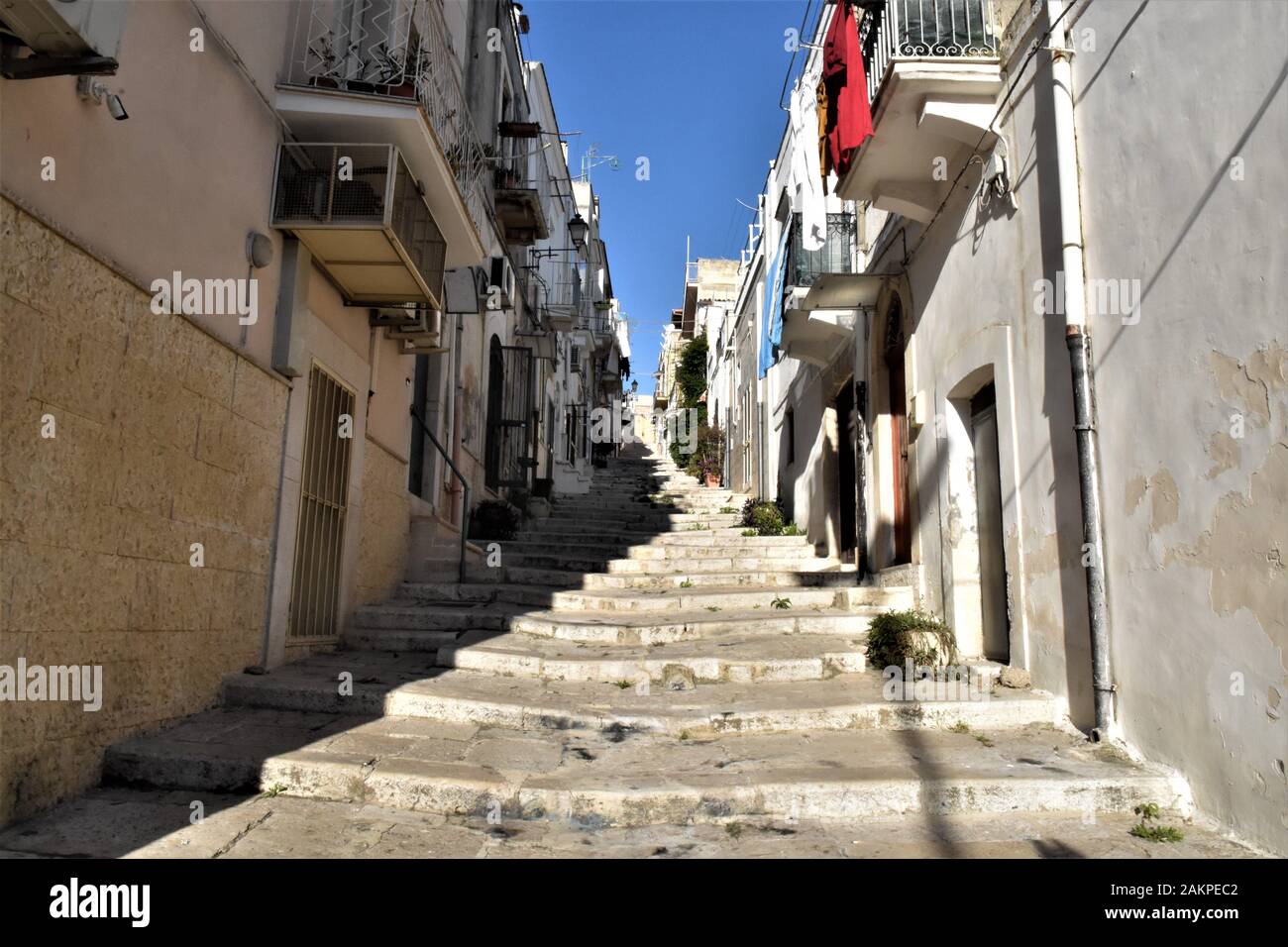 Historic center street hi-res stock photography and images - Alamy