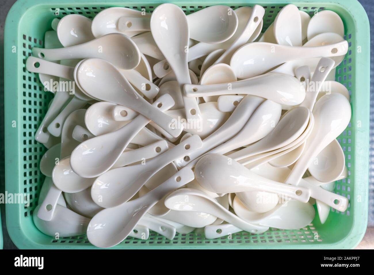 Stack of spoons hi-res stock photography and images - Alamy