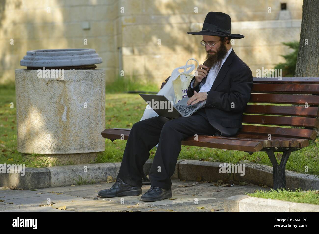 Orthodoxe juden hi-res stock photography and images - Alamy