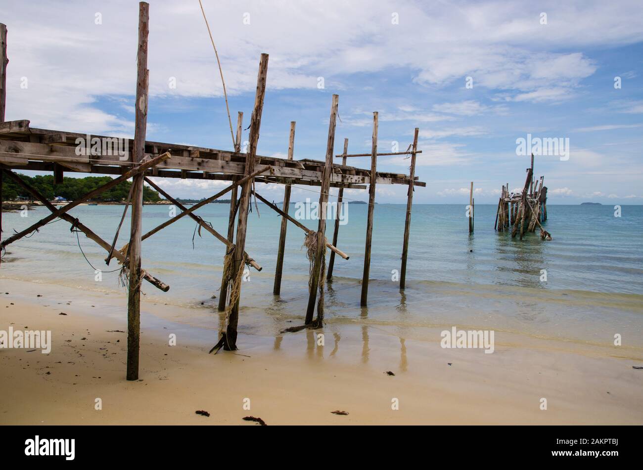 old bridge on beach Stock Photo - Alamy