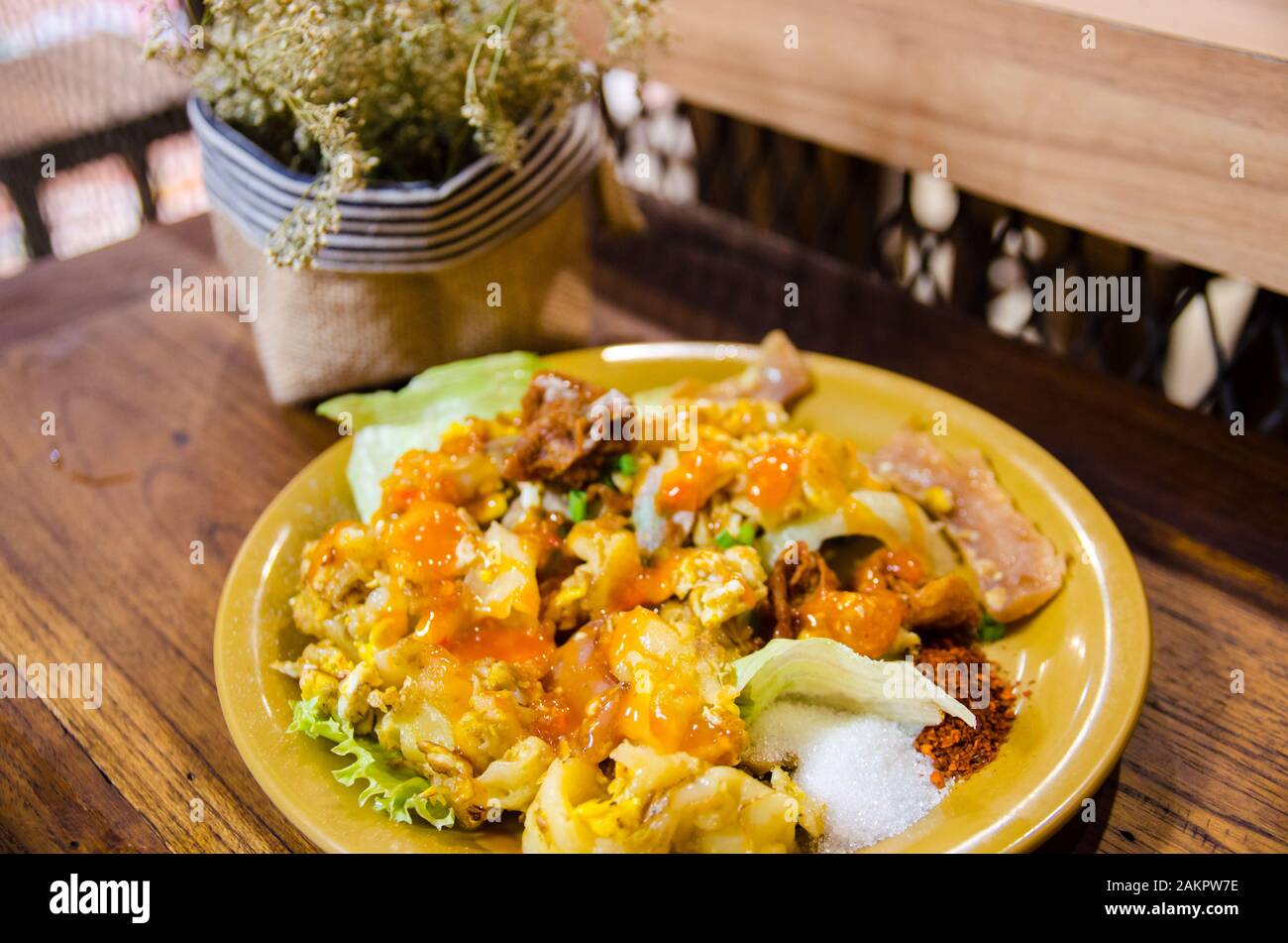 Noodle flower hi-res stock photography and images - Alamy