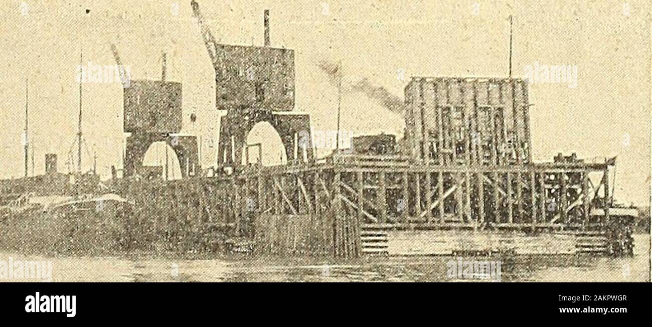 Bunkering vessels hi-res stock photography and images - Alamy