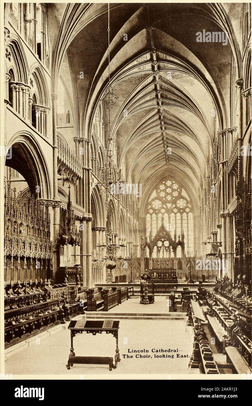 Lincoln cathedral . ed. The apse built by Hugh, one of the ...