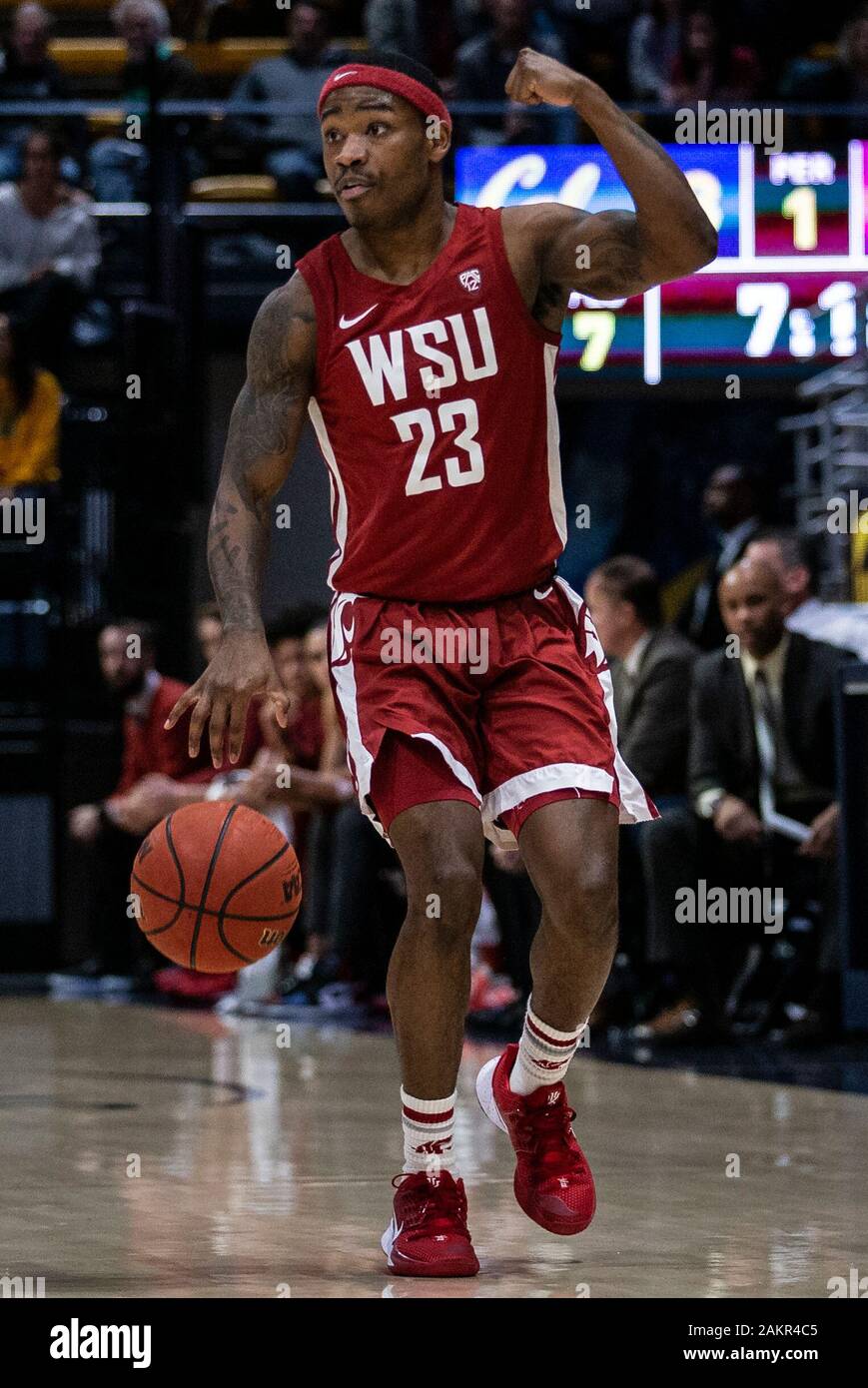 Cbs news set hi-res stock photography and images - Alamy