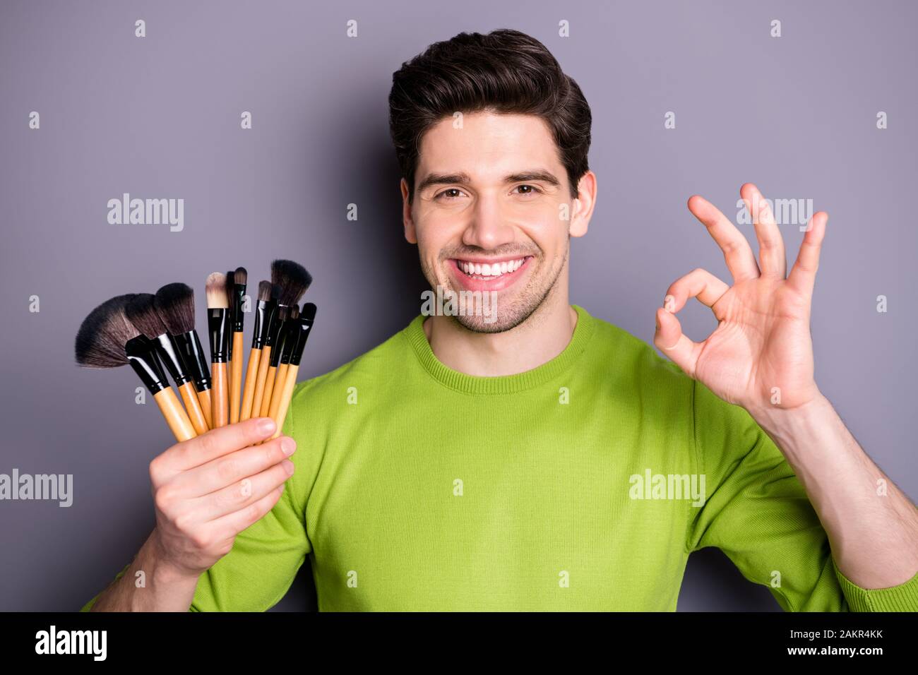 Male make up eyeshadow hi-res stock photography and images - Alamy