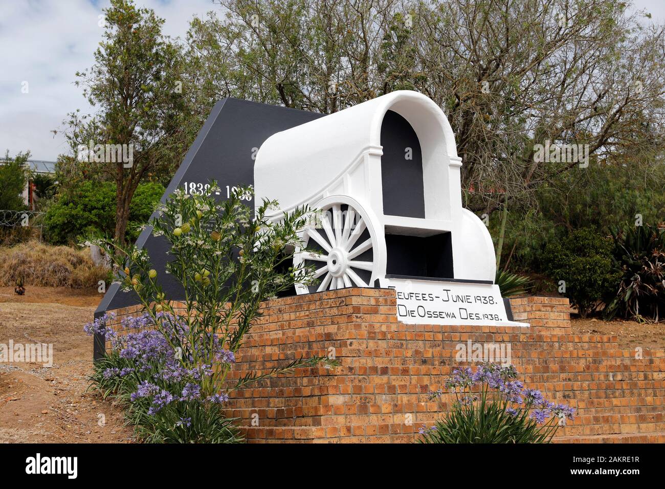 Ox wagon monument kakebeenwa hi-res stock photography and images - Alamy