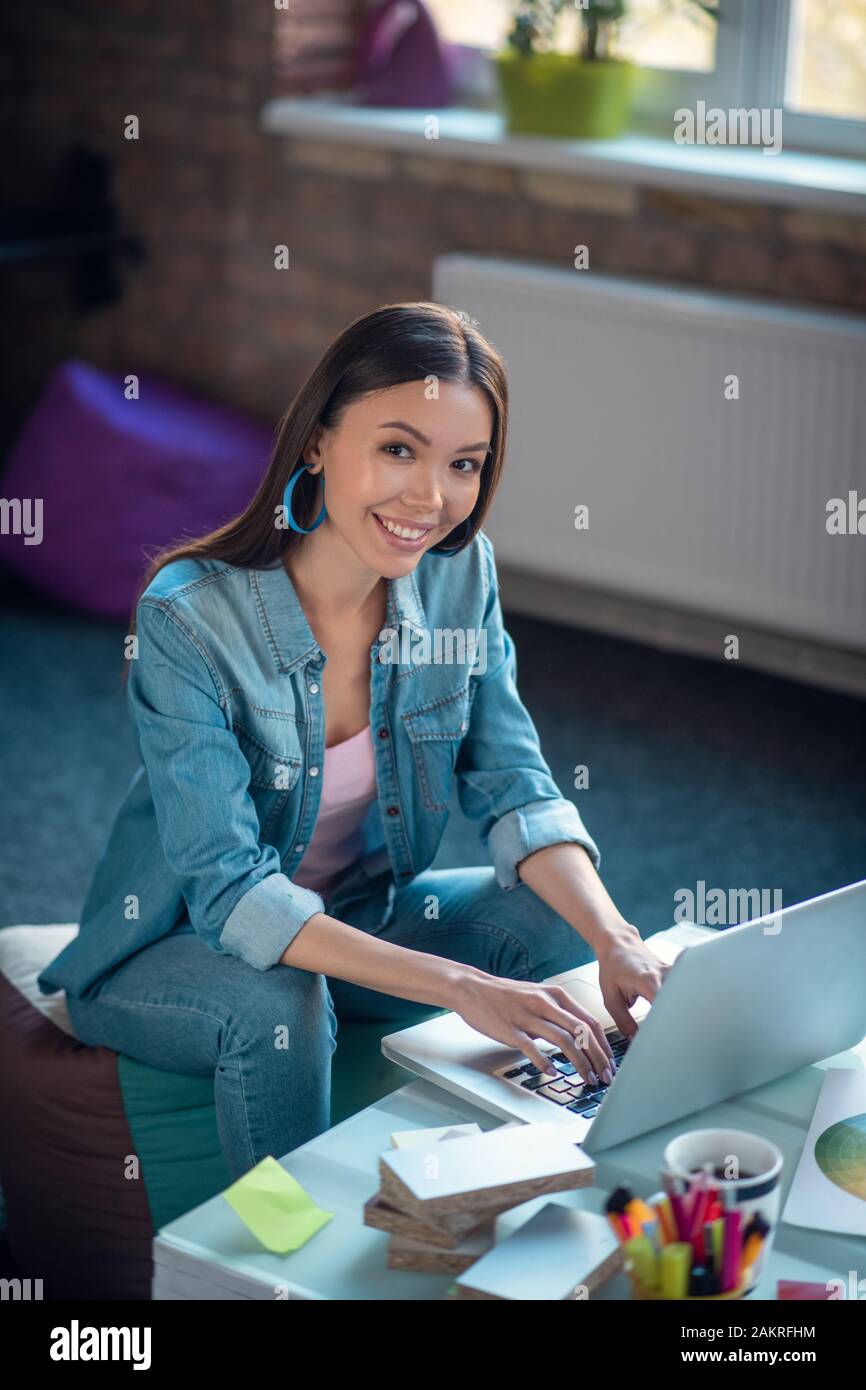 Top view woman designer hi-res stock photography and images - Alamy