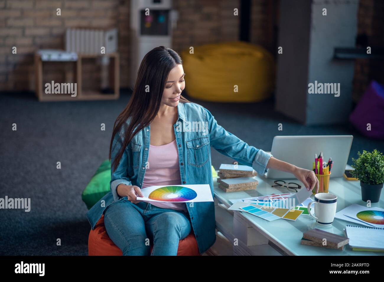 Different color scheme hi-res stock photography and images - Alamy
