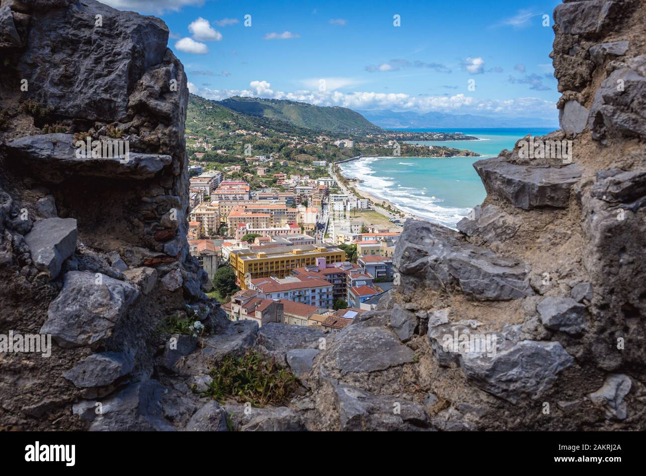 Cefalu rock hi-res stock photography and images - Alamy