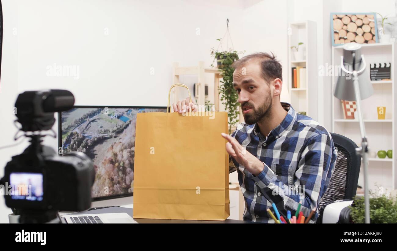 Famous influencer talking audience recording hi-res stock photography and images - Alamy