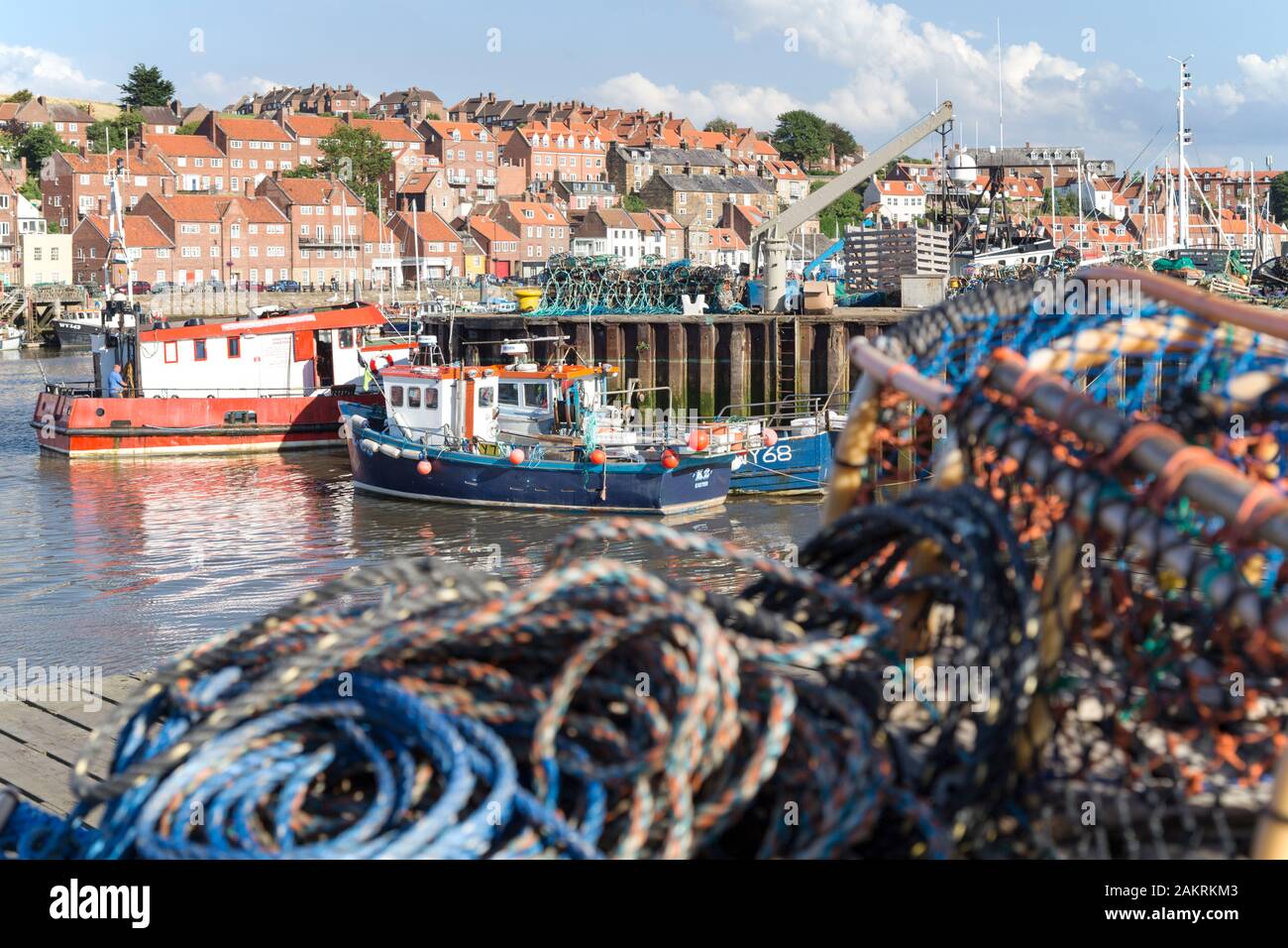 Whitby fishing boats hi-res stock photography and images - Alamy