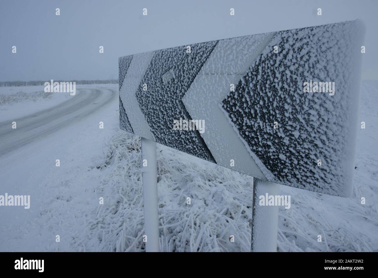 snow cold weather Hazard, icy road conditions Stock Photo - Alamy