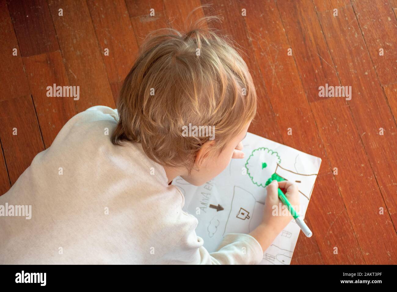 How to draw a tree for kids hi-res stock photography and images - Alamy